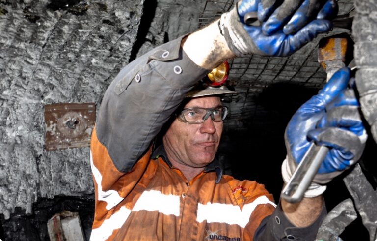 Skilled underground mining labour solutions - Undamine Industries